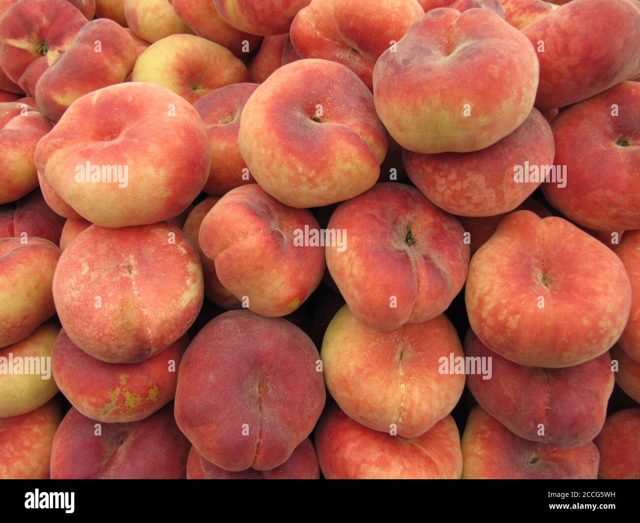 Saturn Peaches