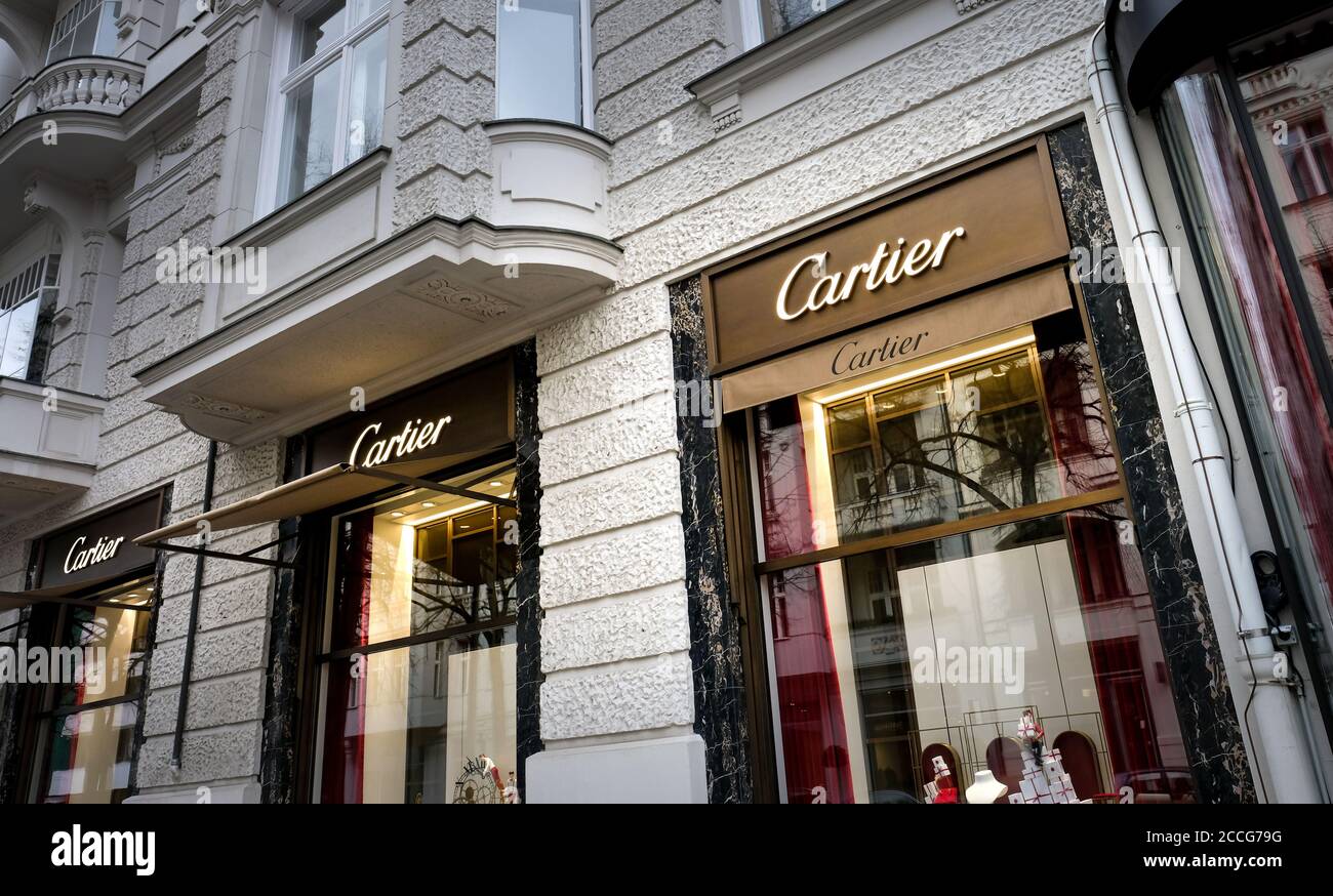 Cartier logo hi-res stock photography and images - Alamy