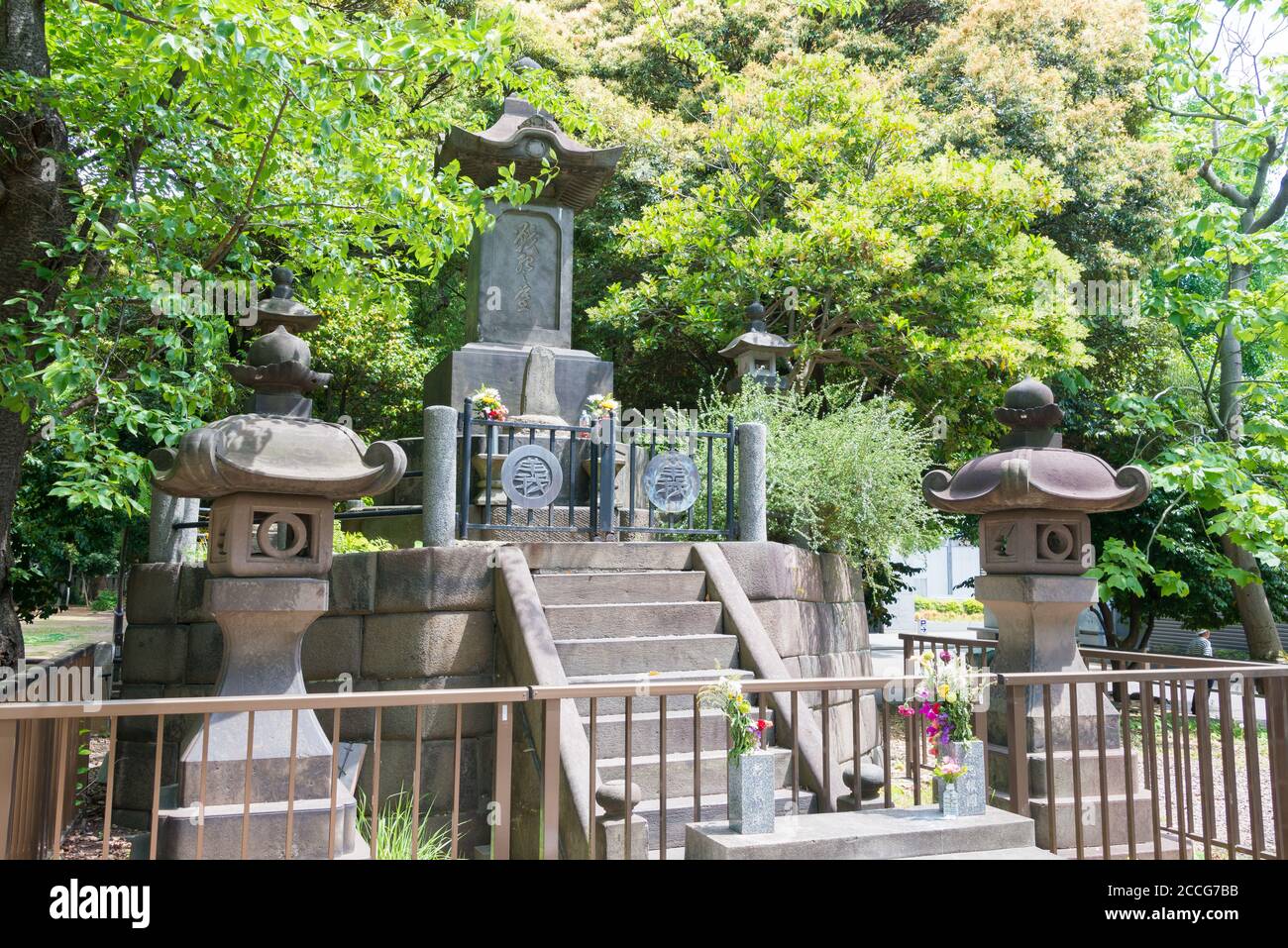 Tomb of Shogitai Warriors at Ueno Park in Tokyo, Japan. Shogitai was an ...