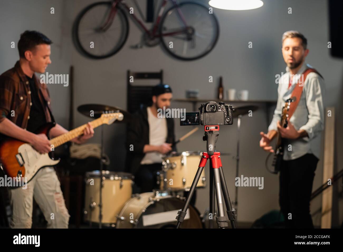 Garage band hi-res stock photography and images - Alamy