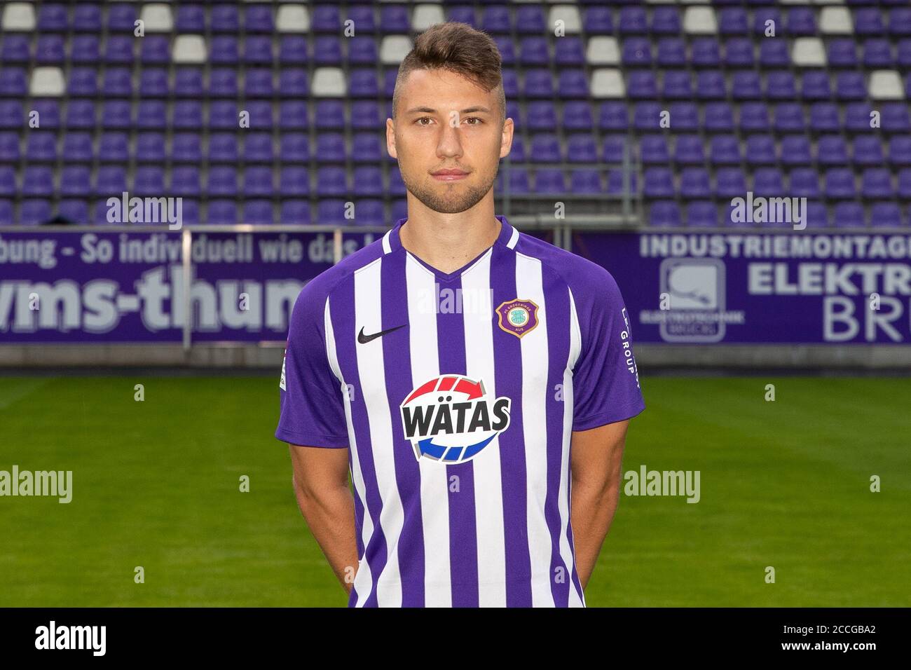 22 August 2020, Saxony, Aue: Football: 2nd Bundesliga, team photo ...