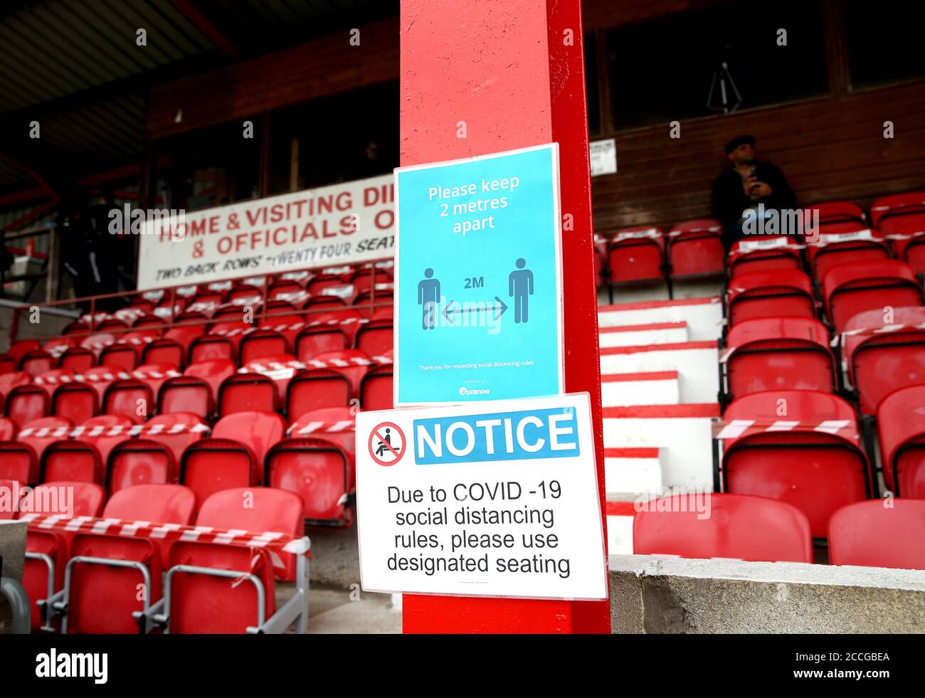 Pre season friendly match hurst cross stadium hi-res stock photography ...