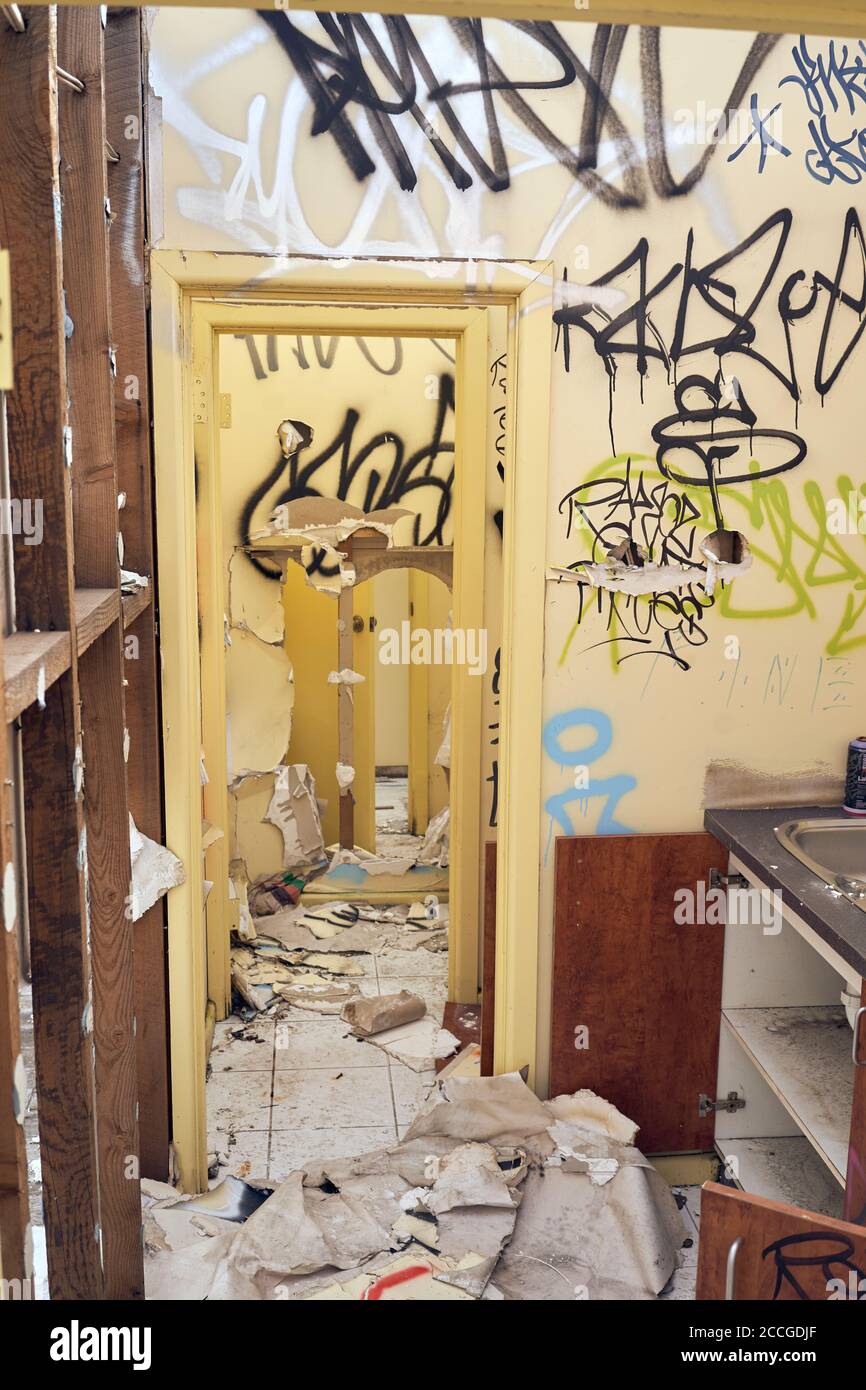 Wrecked shop interior hi-res stock photography and images - Alamy