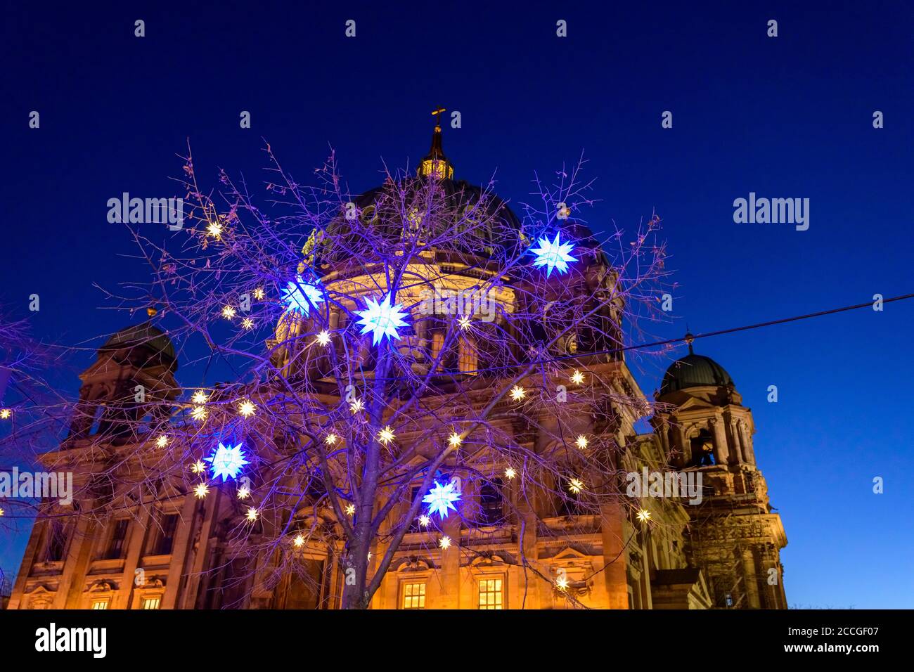 Germany, Berlin, Christmas lights, at the cathedral Stock Photo - Alamy