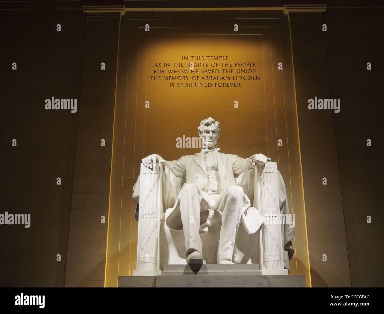 Lincoln Memorial in Washington DC by night Stock Photo - Alamy