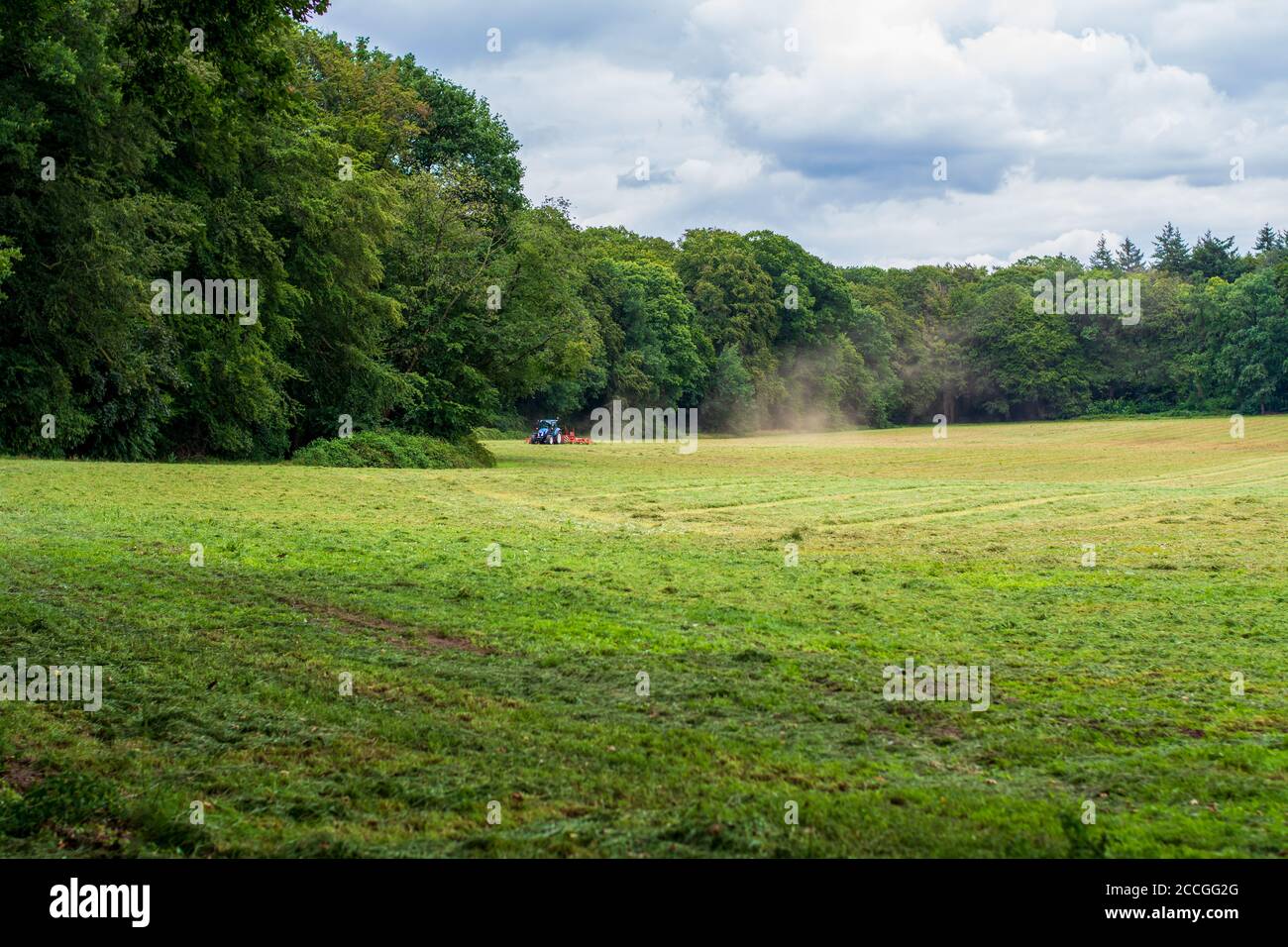 Farmer working a tractor hi-res stock photography and images - Alamy