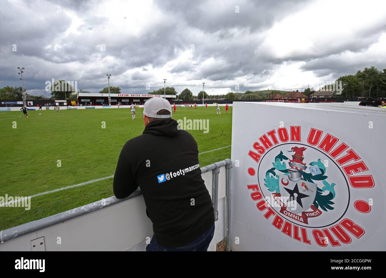 Pre season friendly match hurst cross stadium hi-res stock photography ...