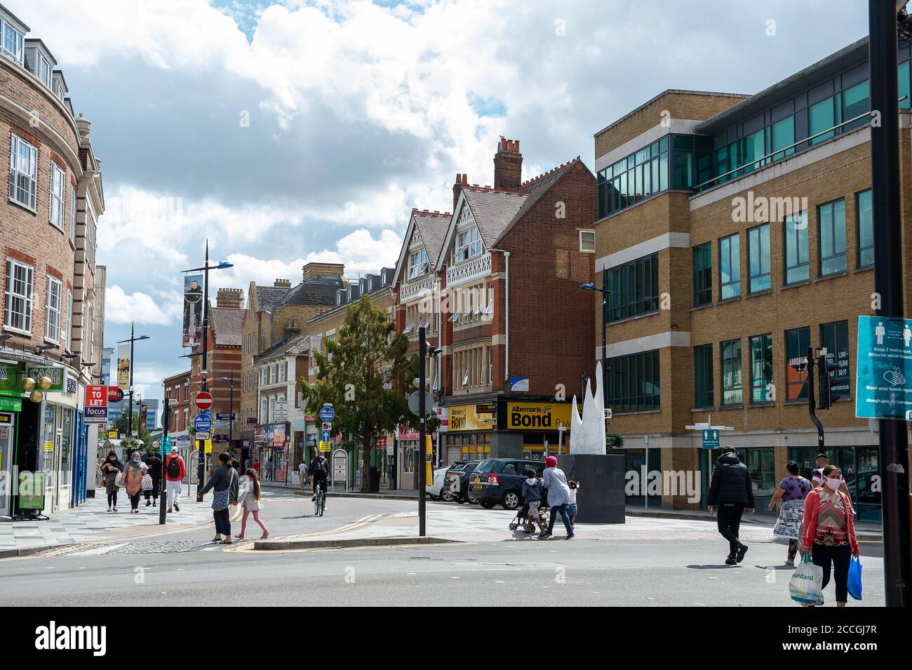 Slough town august 2020 hi-res stock photography and images - Alamy