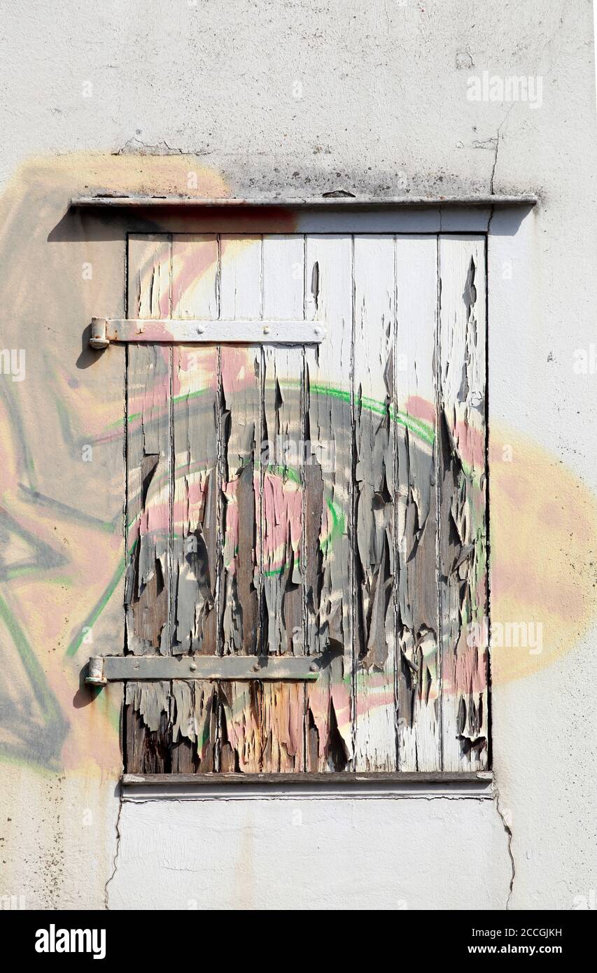 Wooden hatch hi-res stock photography and images - Alamy