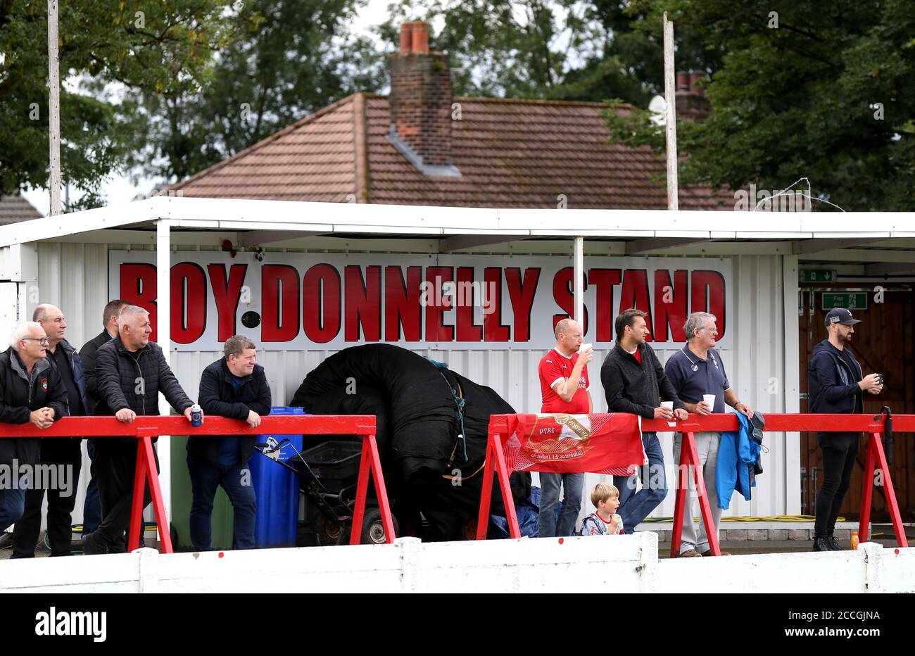 Pre season friendly match hurst cross stadium hi-res stock photography ...