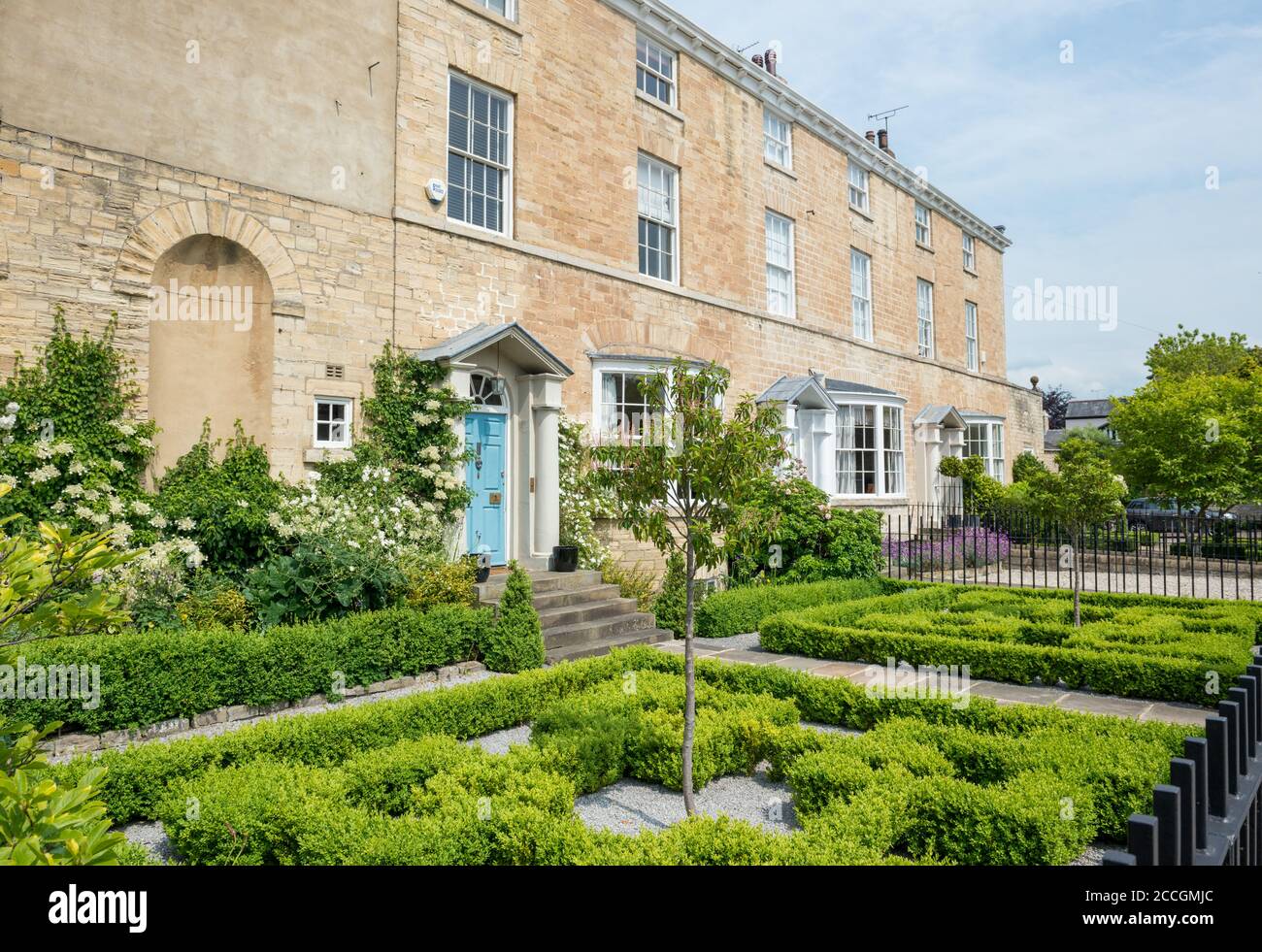 Georgian street front hi-res stock photography and images - Alamy