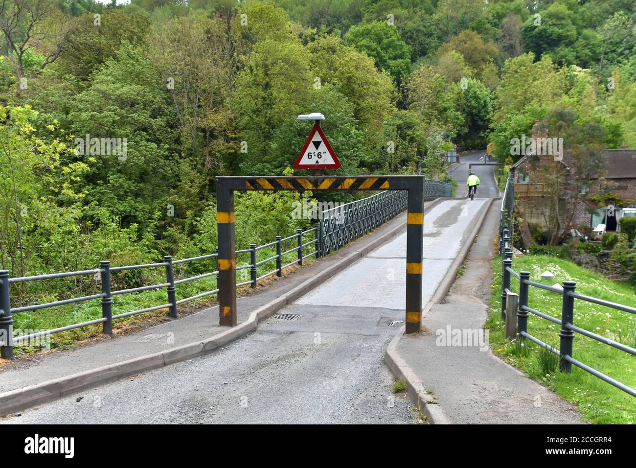 Height Restriction Sign High Resolution Stock Photography and Images ...