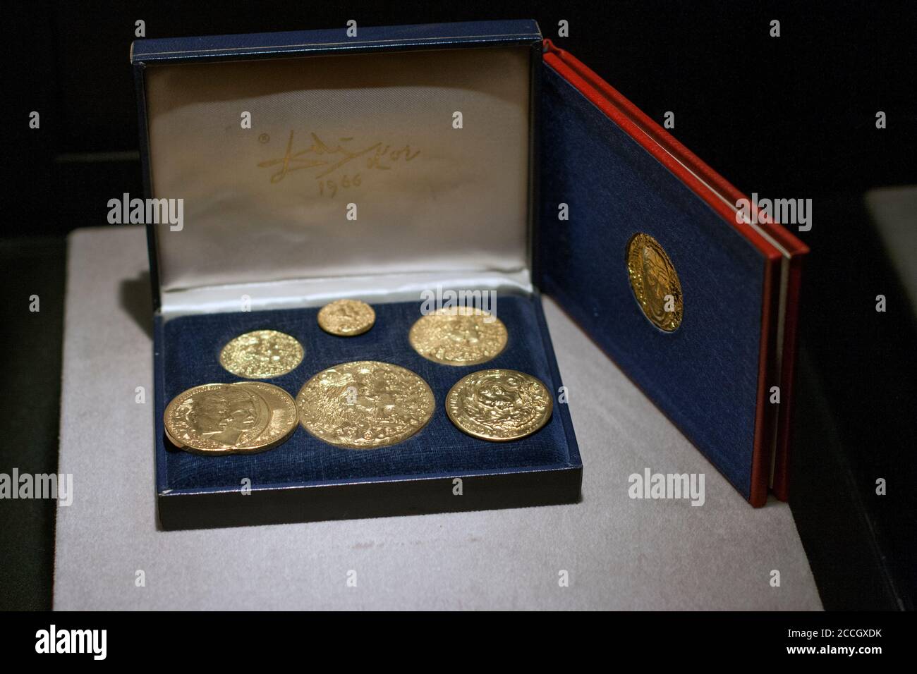 Dalí Theatre and Museum. Treasure box with gold coins. Dalí created his ...