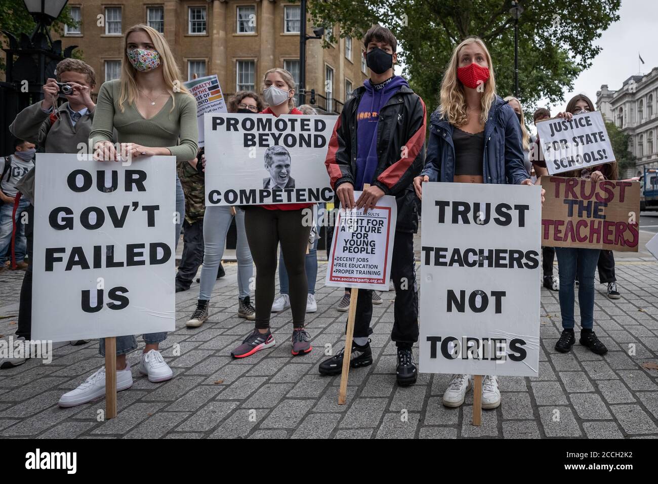 Ofqual computer algorithm hi-res stock photography and images - Alamy