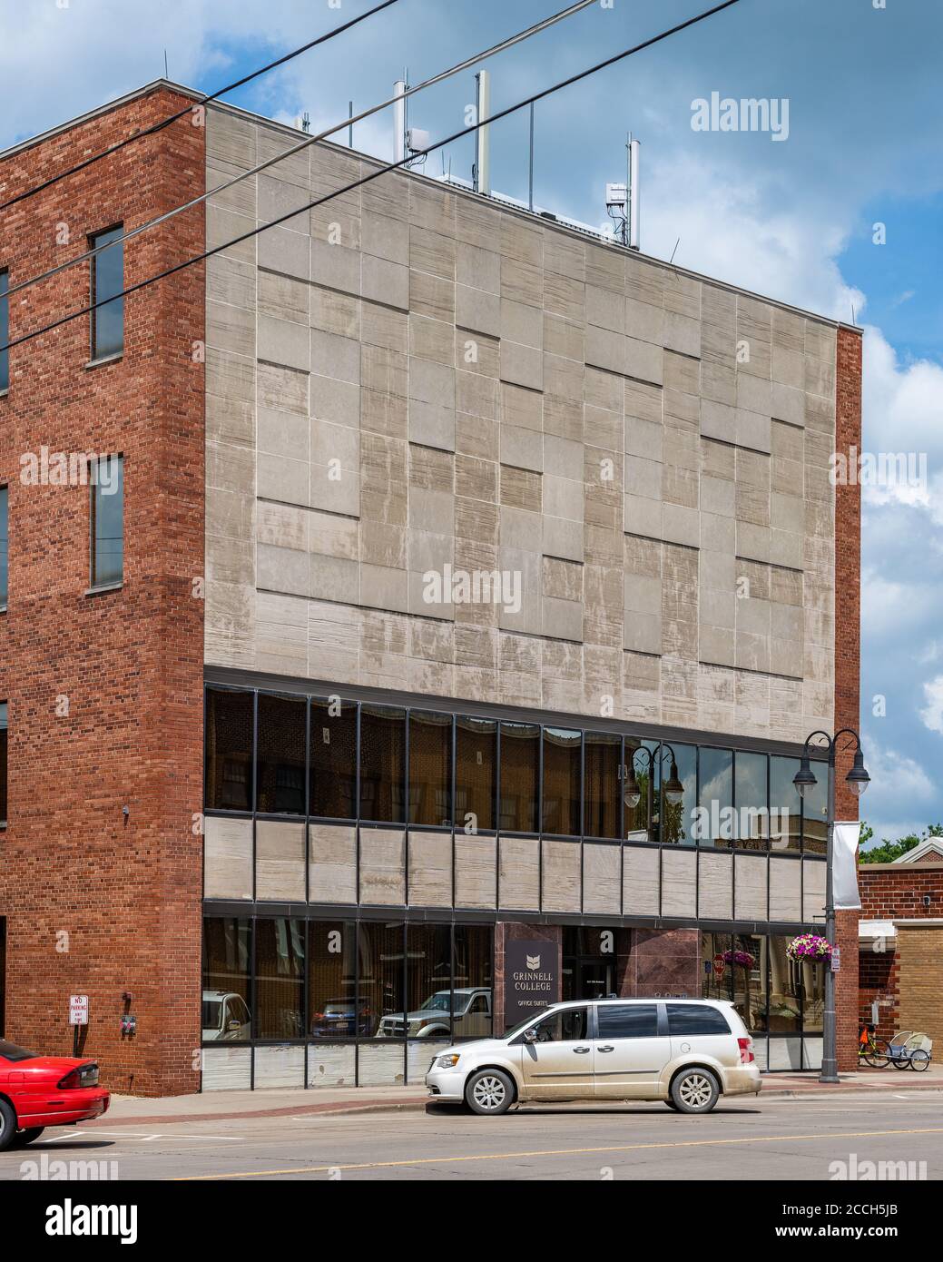 Buildings in downtown Grinnell Stock Photo - Alamy