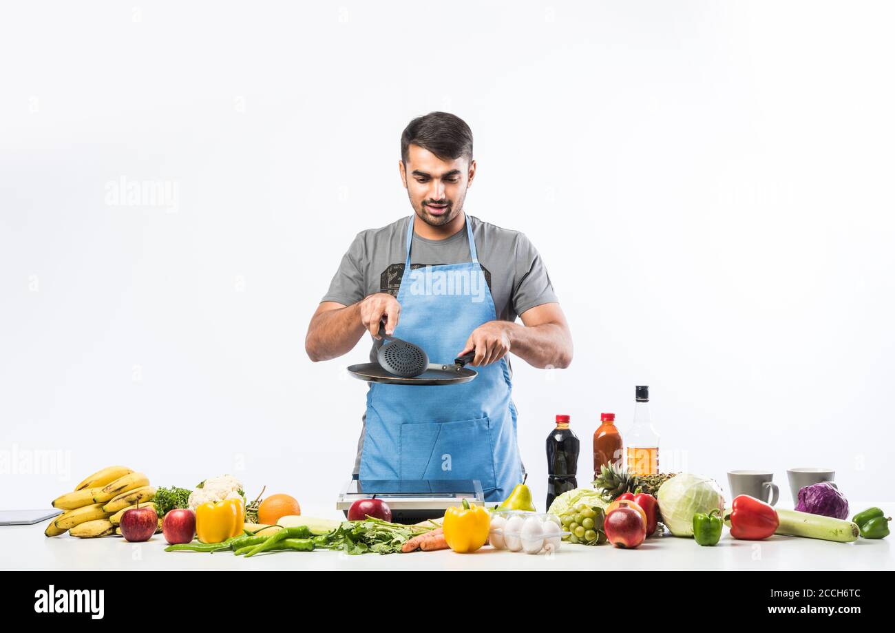 Happy indian chef hi-res stock photography and images - Alamy
