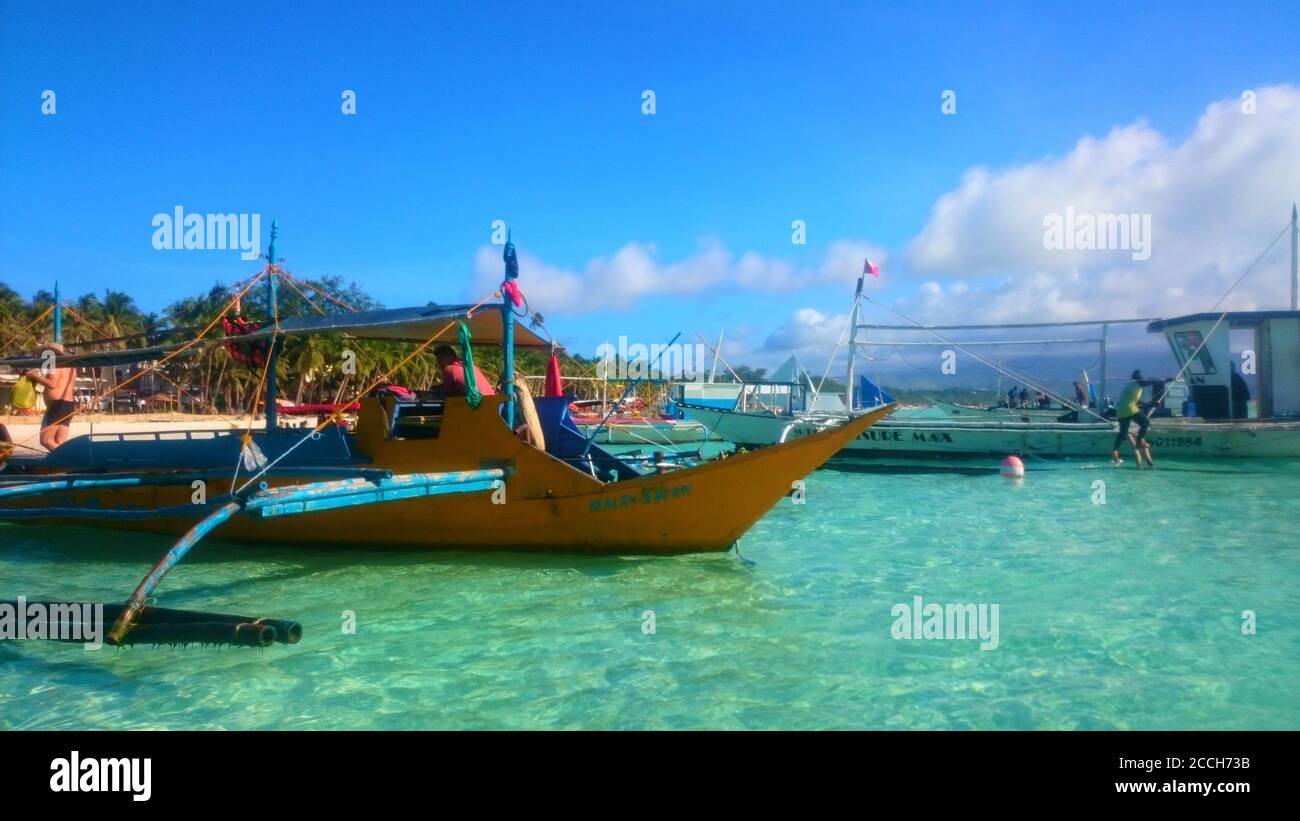 Boats boracay philippines hi-res stock photography and images - Alamy