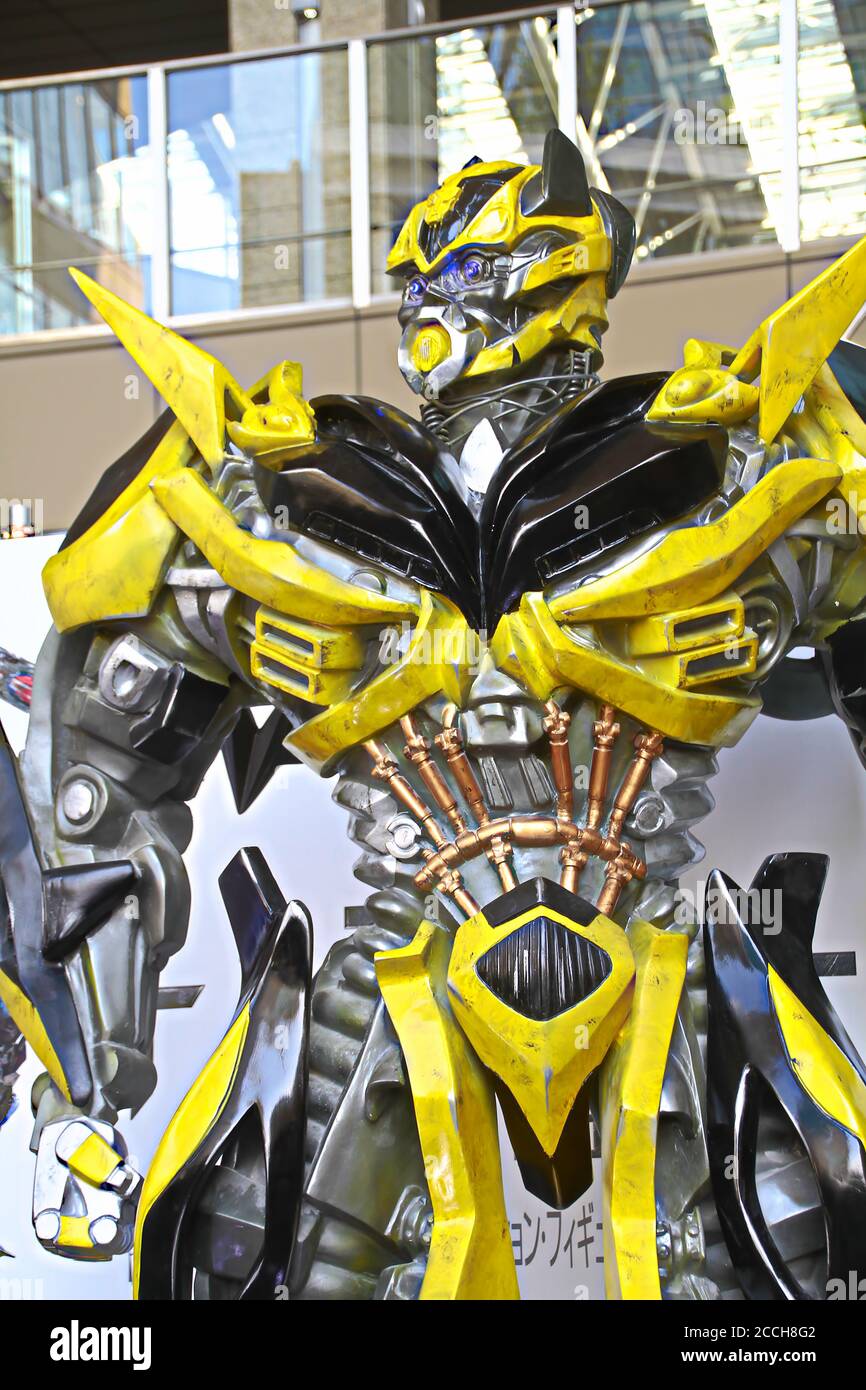 Japanese transformer robot hi-res stock photography and images - Alamy