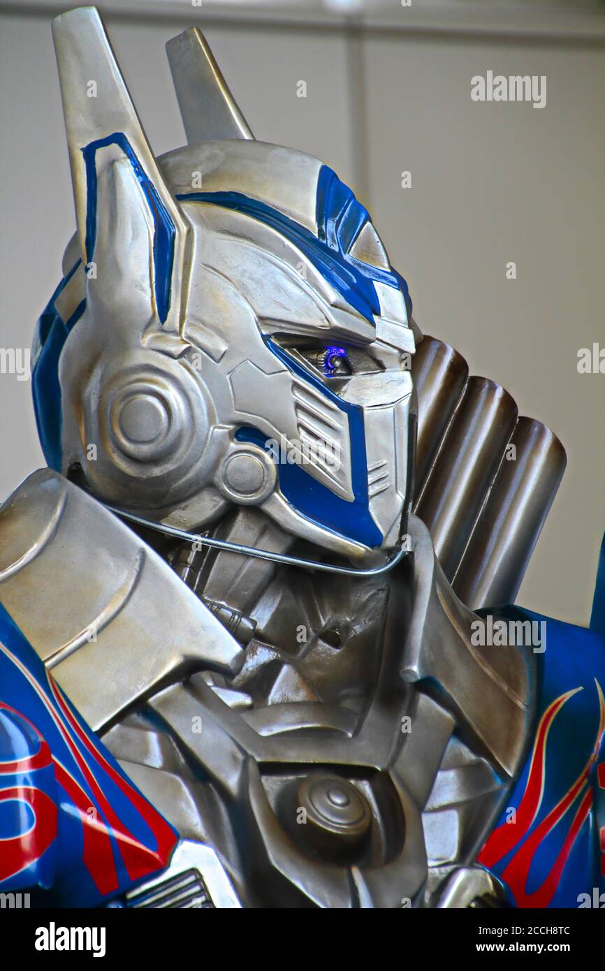 The Replica of Optimus Prime robot statue from Transformers Age of ...