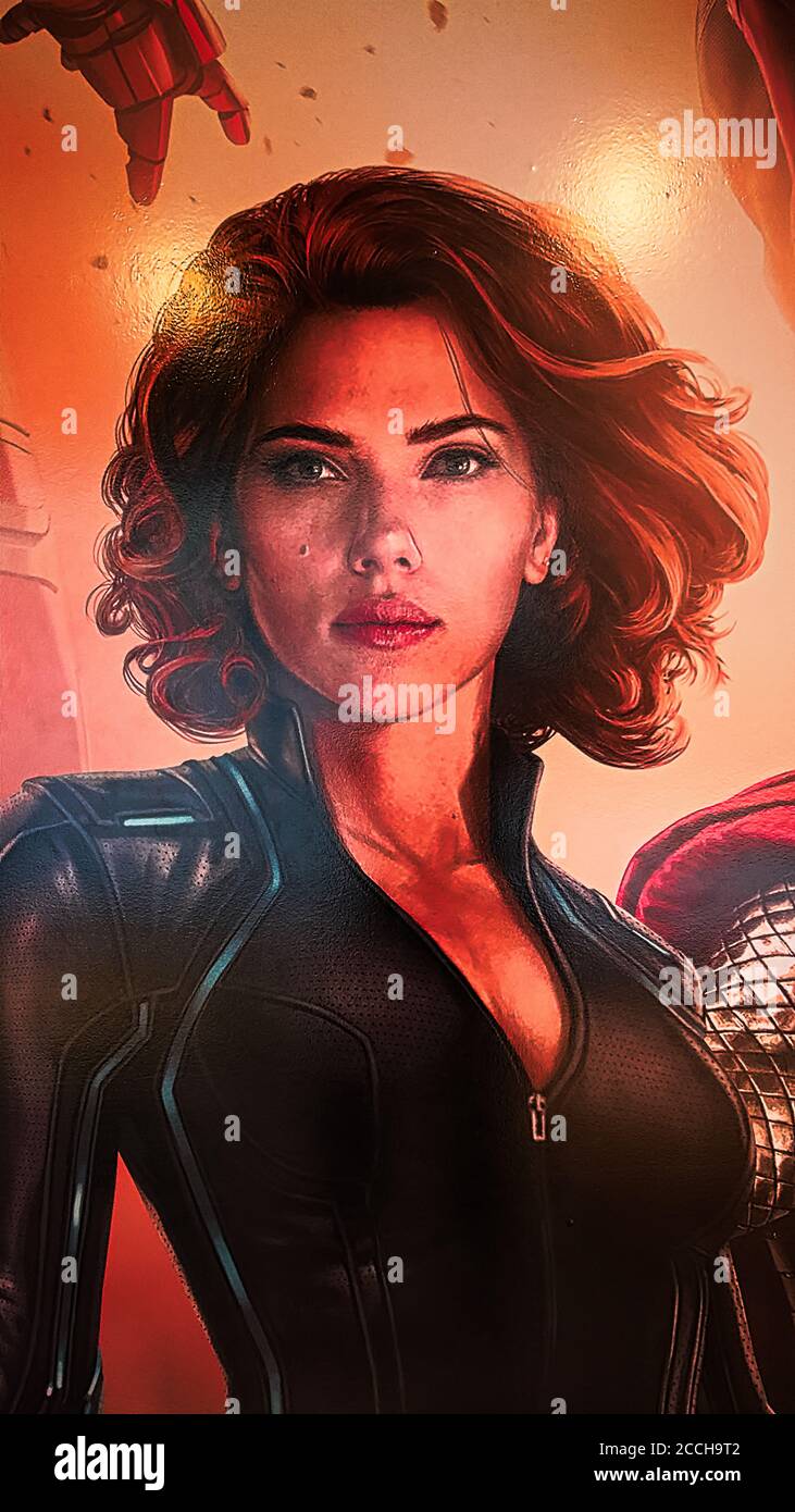 Avengers Black Widow Ve Hawkeye öpücüğü