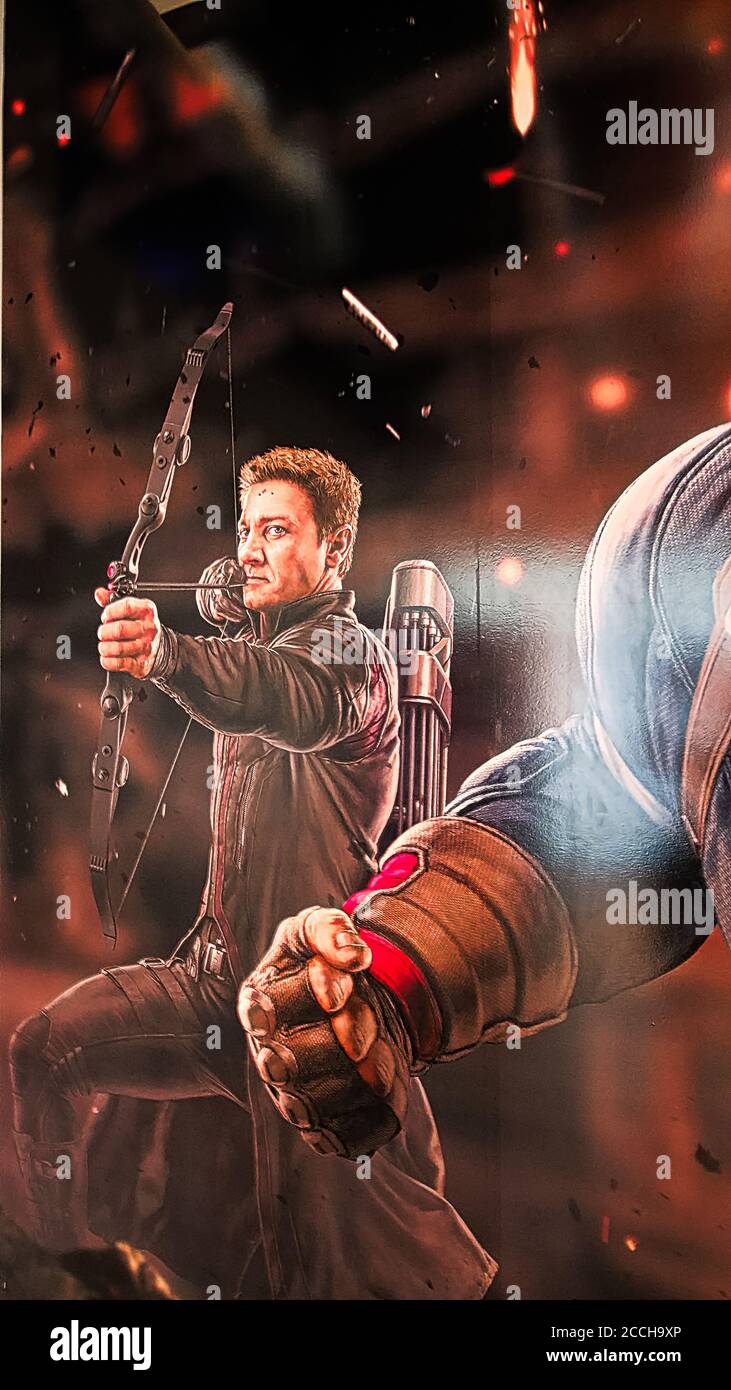 Marvel characters black widow hi-res stock photography and images - Alamy