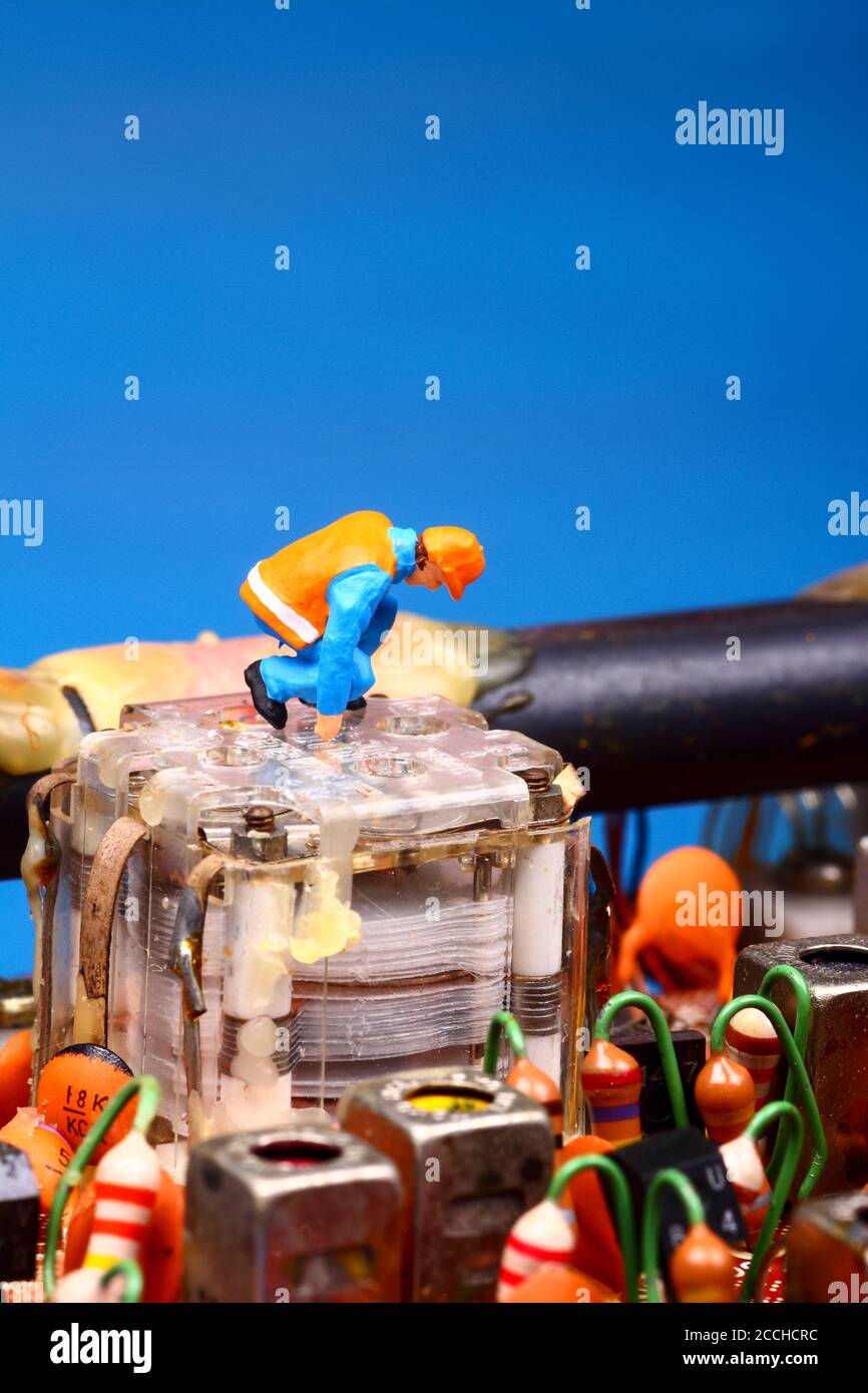 Poor radio reception hi-res stock photography and images - Alamy