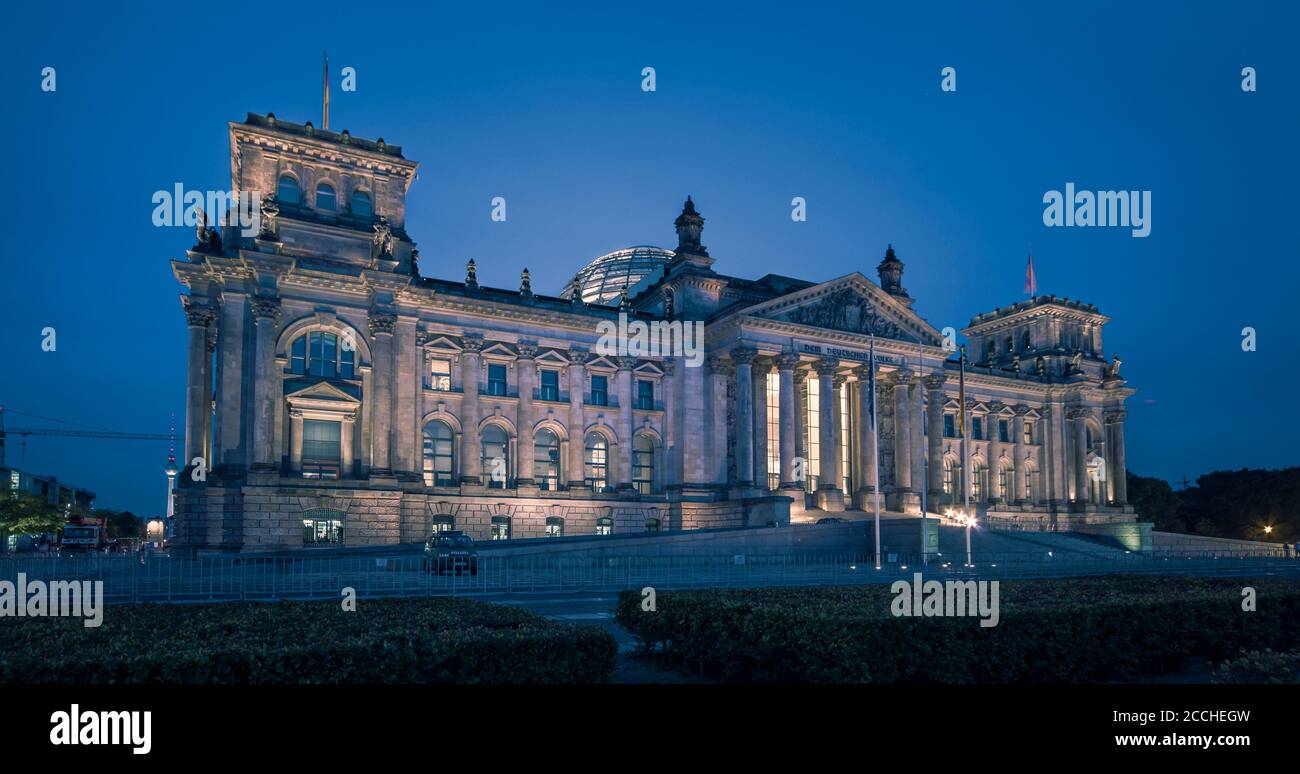 The old reichstag hi-res stock photography and images - Alamy