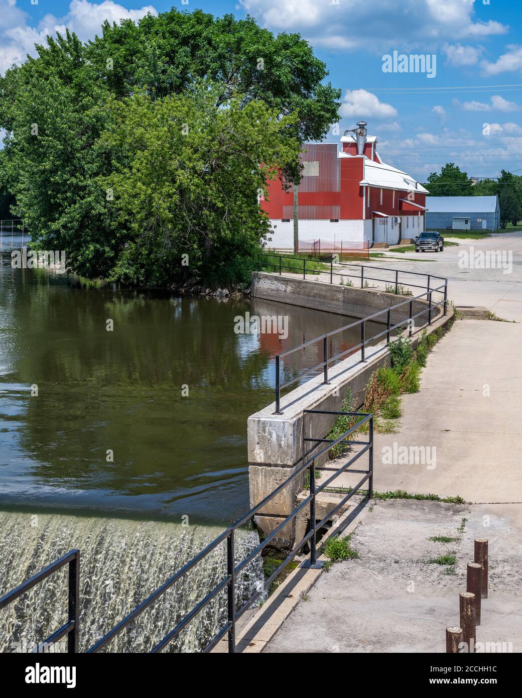 Hydro structure hi-res stock photography and images - Alamy