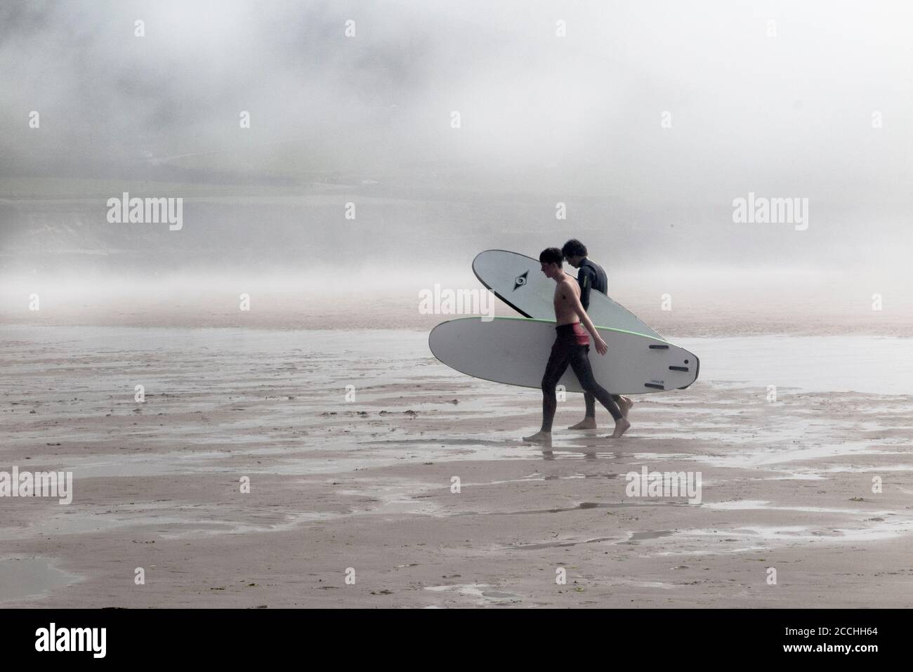 Two boards surfing hi-res stock photography and images - Alamy