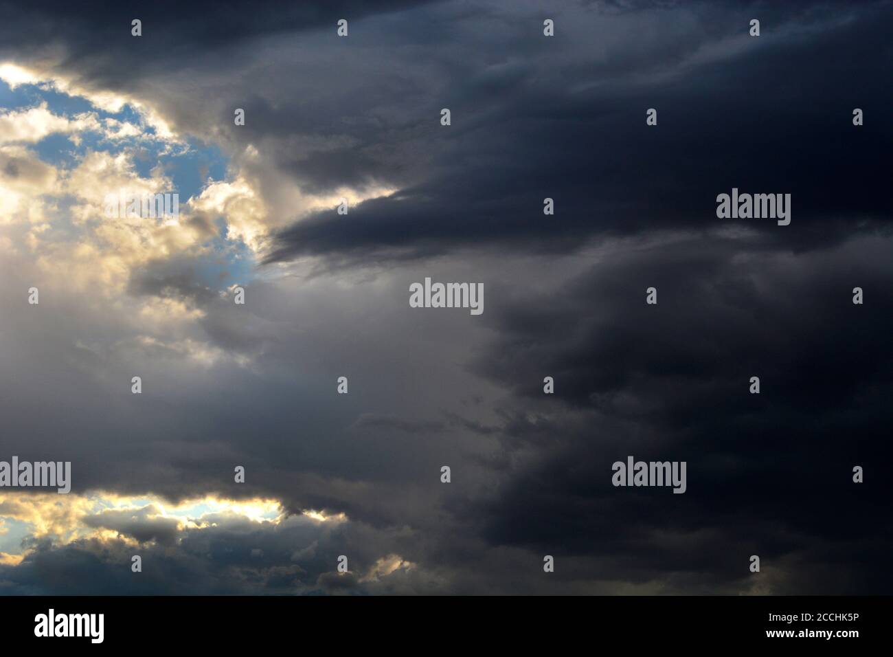 Soft clouds fill hi-res stock photography and images - Alamy