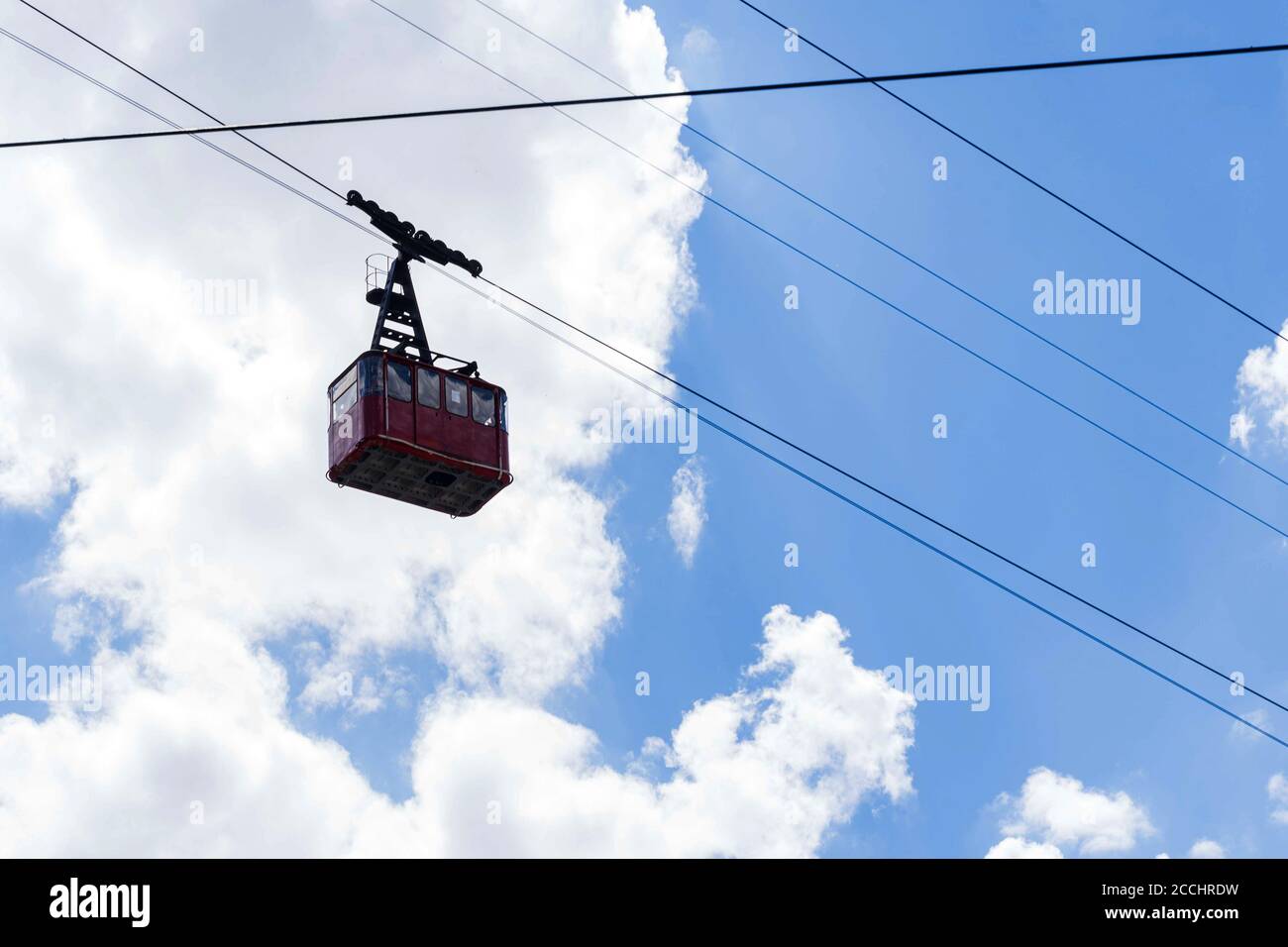 Cable car cabin hi-res stock photography and images - Alamy