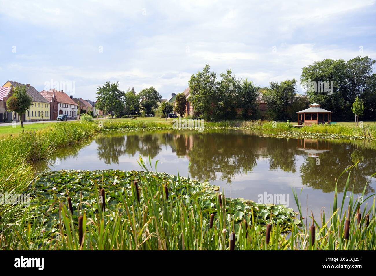 Mandala village hi-res stock photography and images - Alamy
