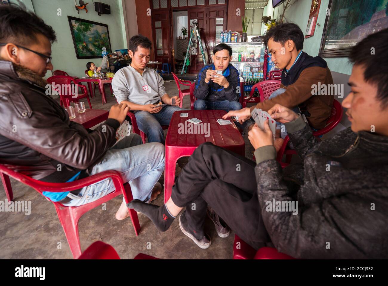 Vietnamese cards vietnam playing cards hi-res stock photography and ...