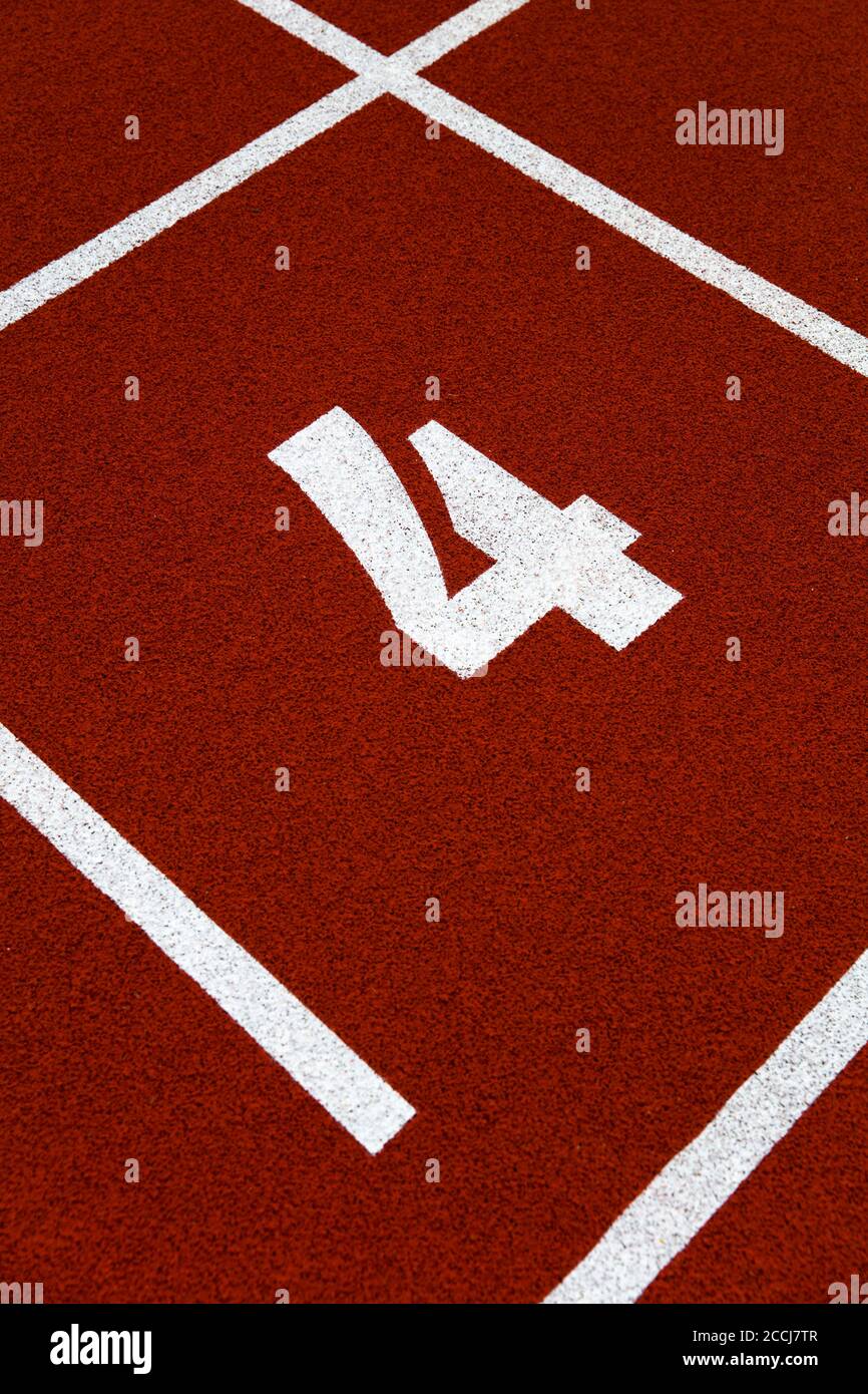 4 track line hi-res stock photography and images - Alamy