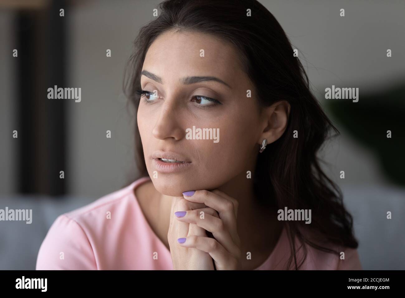 Arabic Girl Thinking High Resolution Stock Photography and Images - Alamy