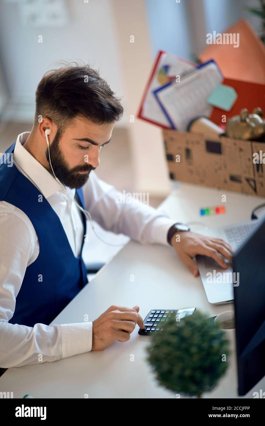 Office workplace computer watch hi-res stock photography and images - Alamy
