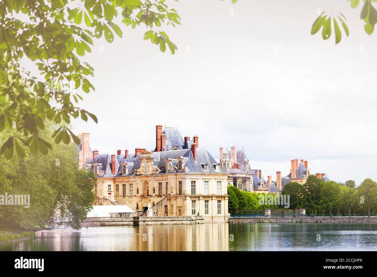 Beautiful pond view in French king royal Fontainebleau palace, France ...