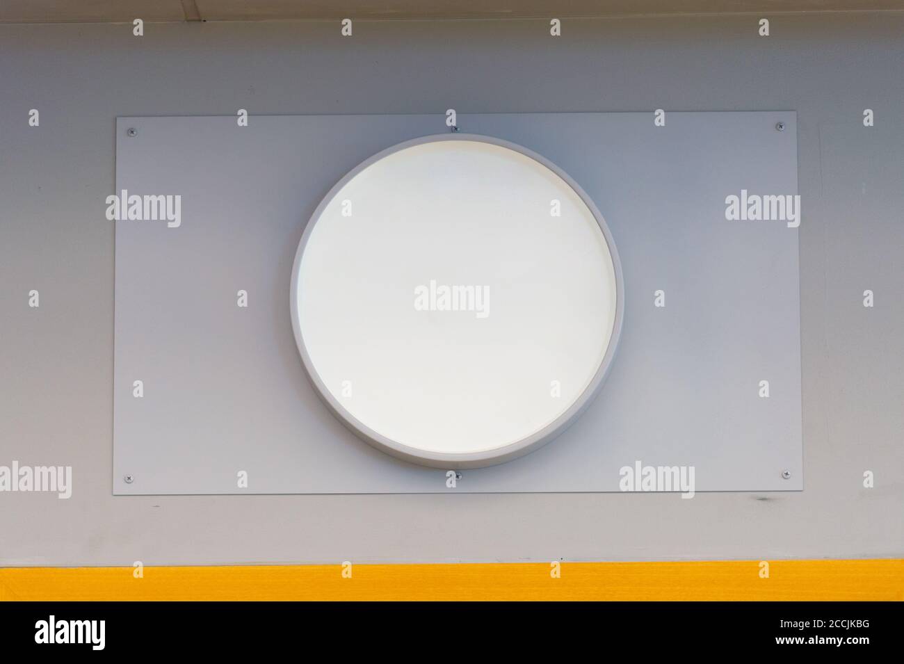 Signboard shop Mock up Circle shape Stock Photo - Alamy