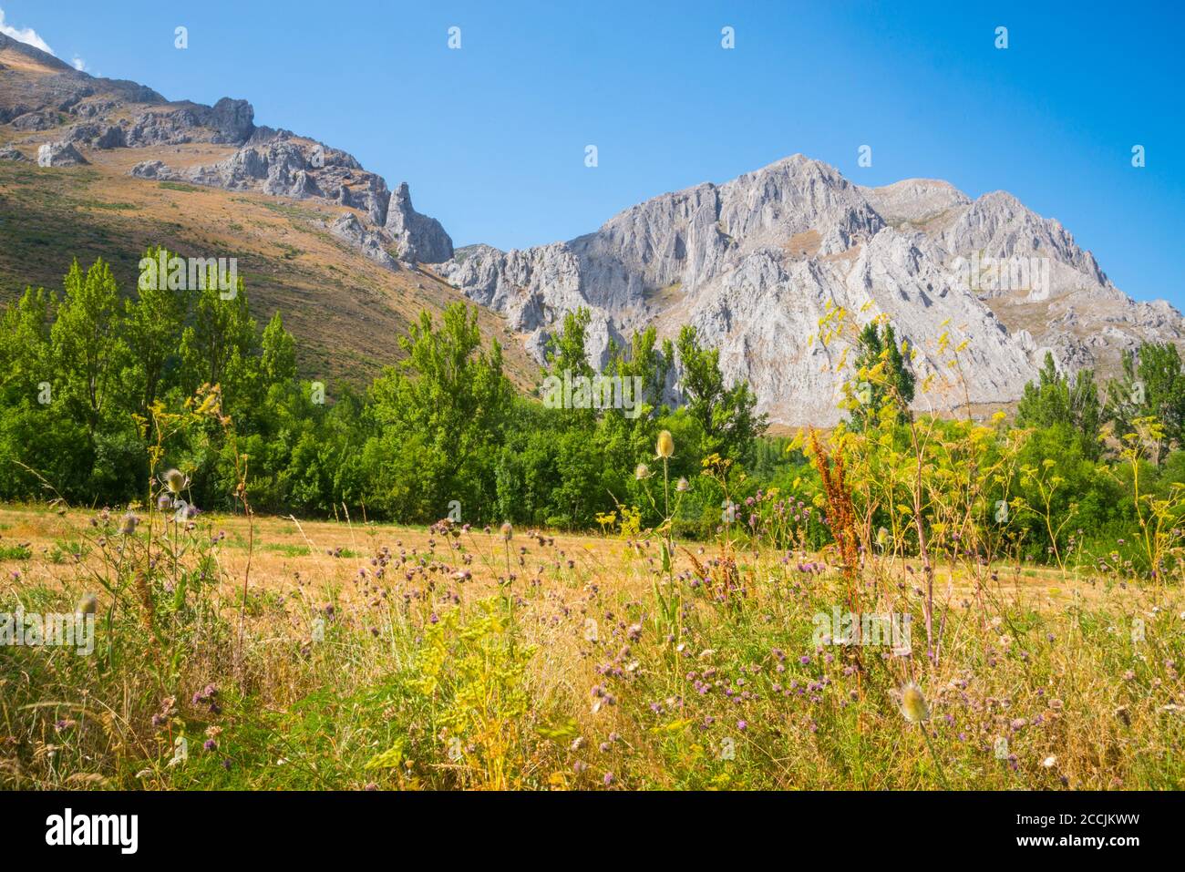 Landscape. Valles de Omaña y Luna Biosphere Reserve, Leon province ...