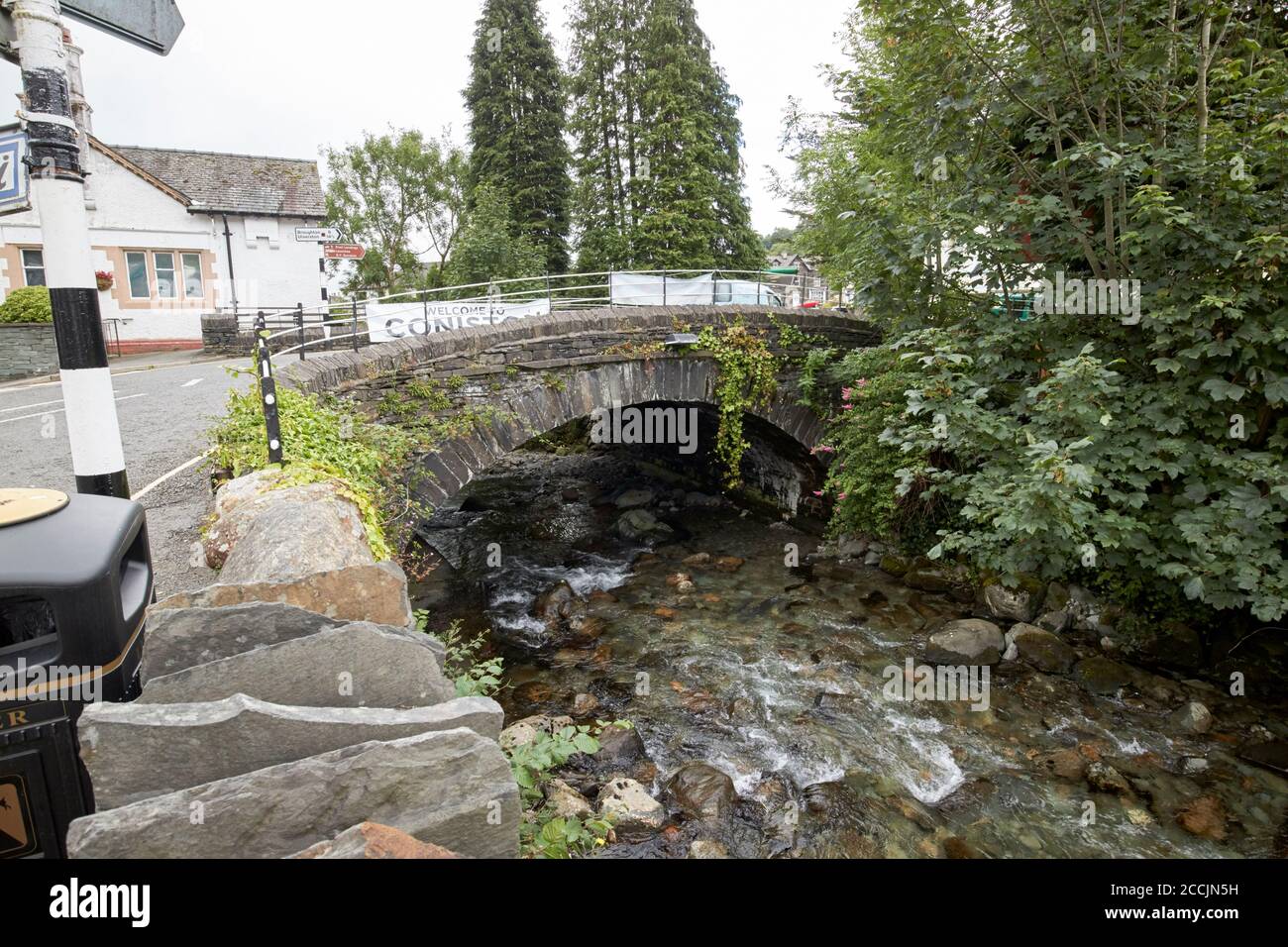Bridge over beck hi-res stock photography and images - Alamy