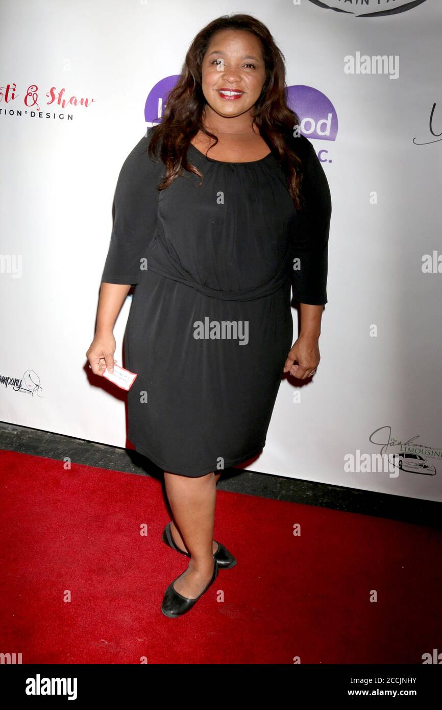 LOS ANGELES - OCT 16: Dana Simms at the Women Empowering Women - The ...