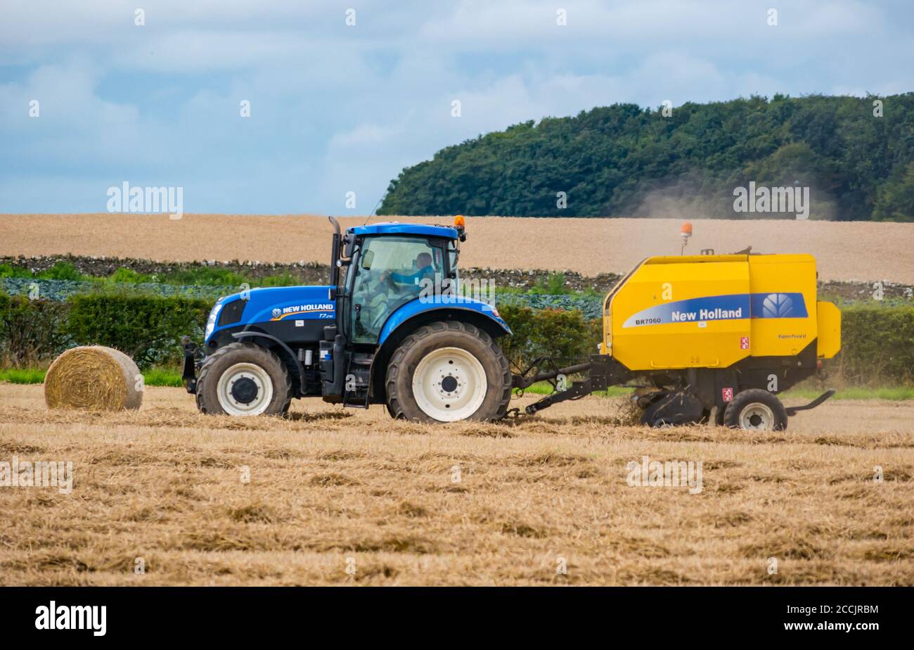 New holland baler hi-res stock photography and images - Alamy