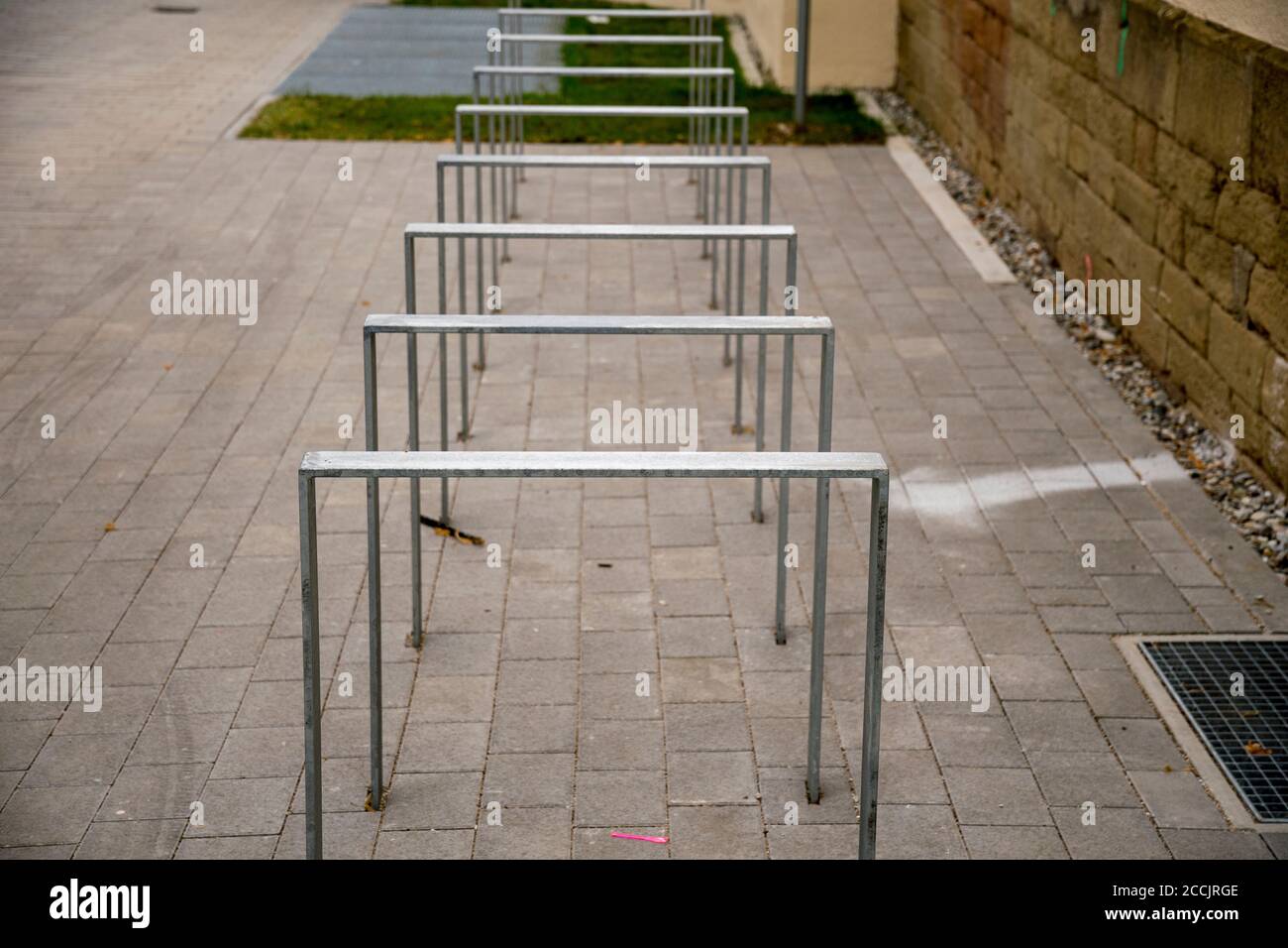 Street road sun stand park hi-res stock photography and images - Alamy