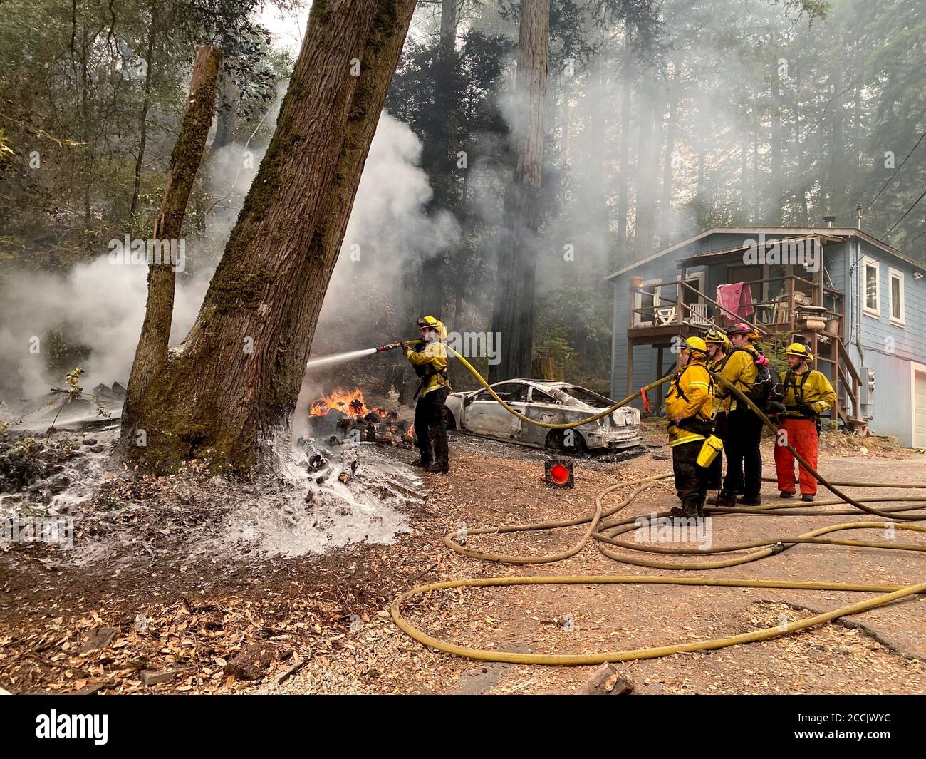 Boulder Creek, California, USA. 22nd Aug, 2020. CZU Lightning Complex ...