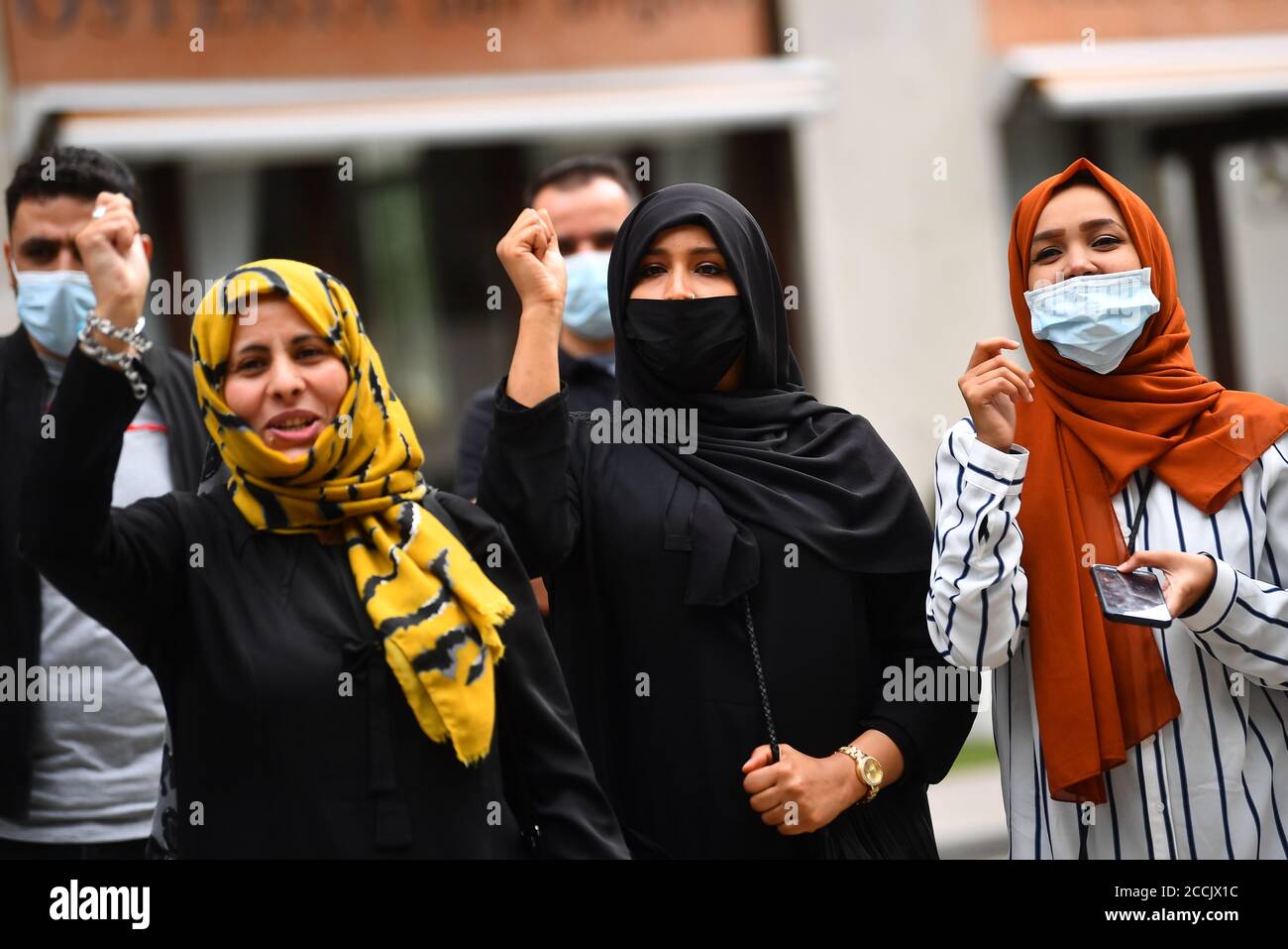 Protesting against conditions inside brook house immigration removal ...