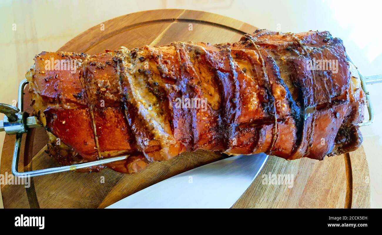 good Tasty grilled meat on a grill plate Stock Photo - Alamy