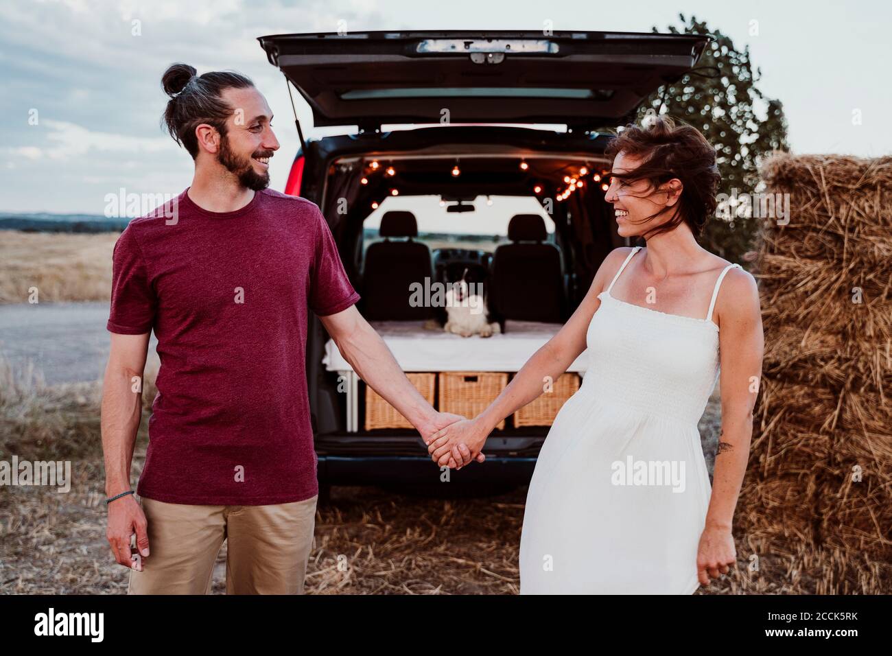 Camper trailer hi-res stock photography and images - Alamy