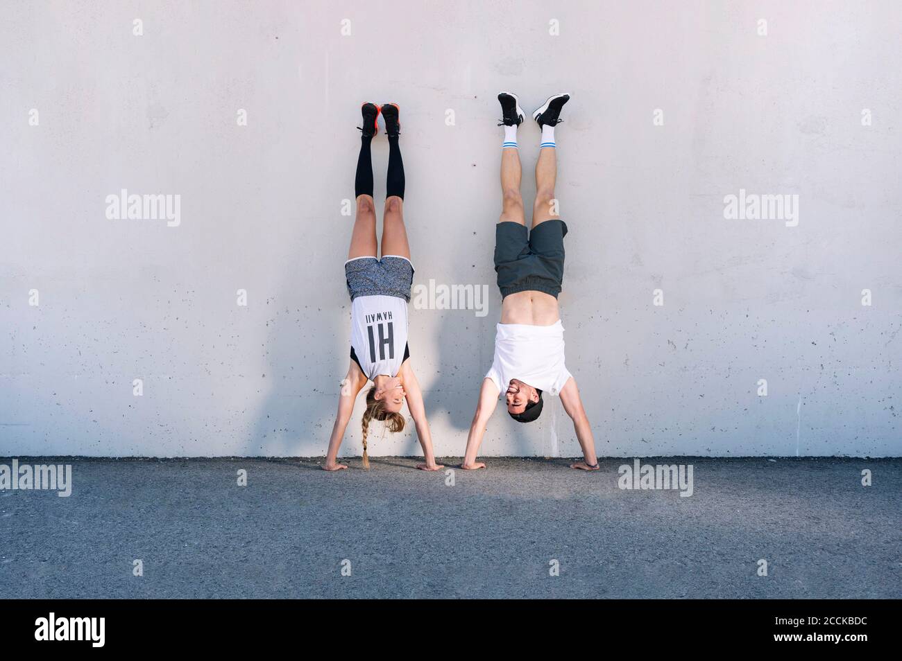 Handstands hi-res stock photography and images - Alamy