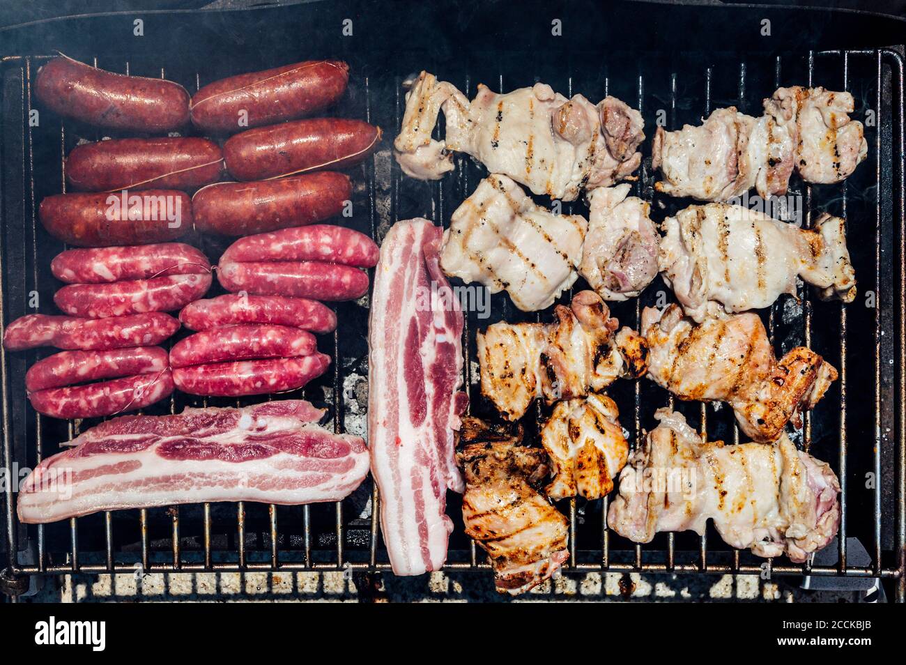 Overhead grill hi-res stock photography and images - Alamy