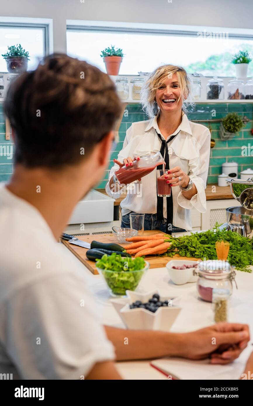 Pouring school hi-res stock photography and images - Alamy